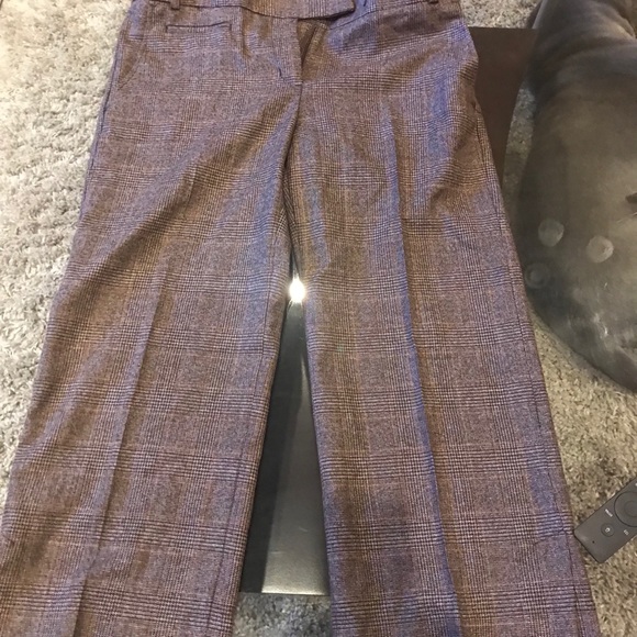 BCBG | Pants & Jumpsuits | Bcbg Crop Pants Light Material Worn Once ...